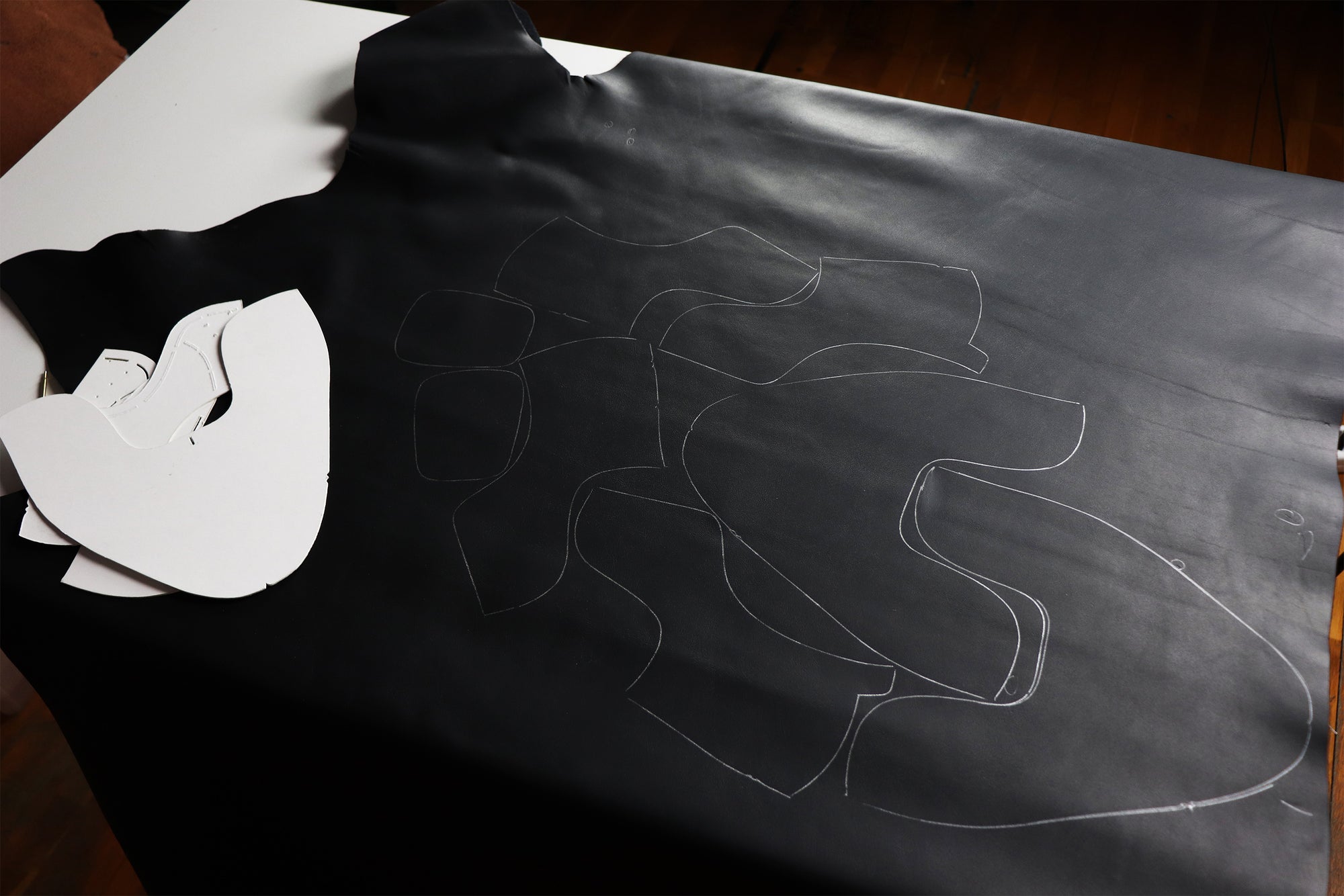 The Store of Materials and Patterns for Shoes and Leather Goods – VALEVRO