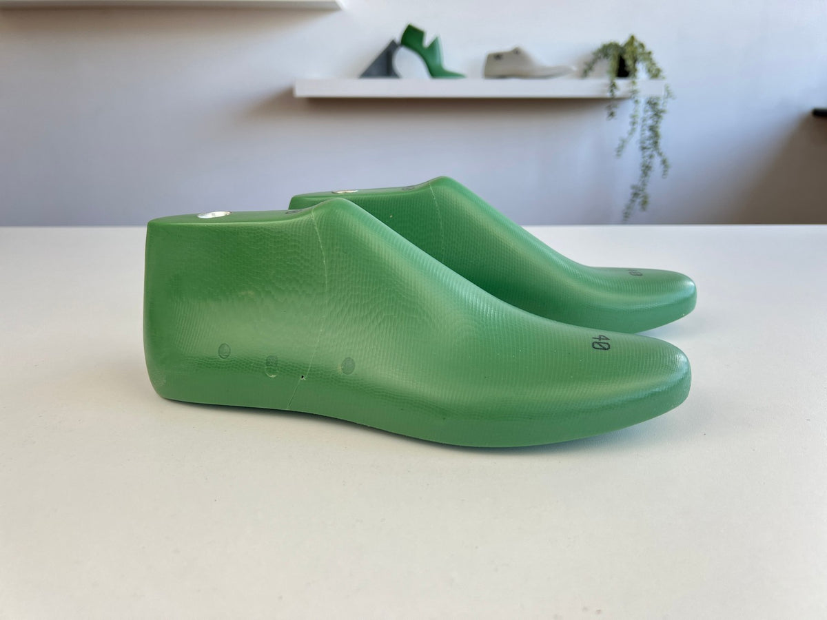 Commercial License – High-Top Sneaker Pattern | Shoemaking – VALEVRO